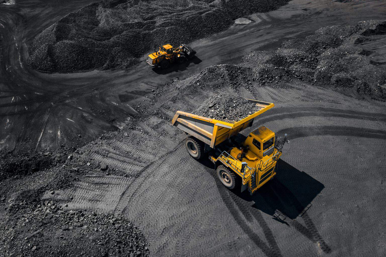 Lake Lindsay mine cleared for expansion