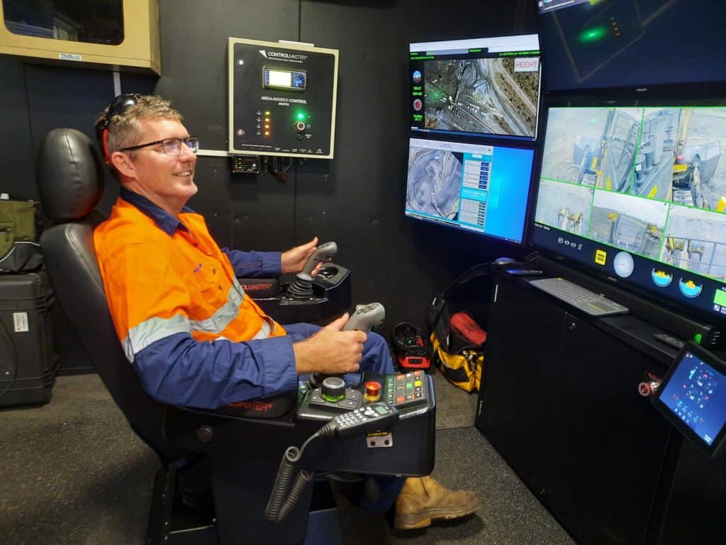 Remote dozer operations embraced at Capcoal
