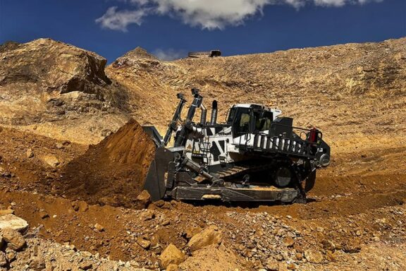 Liebherr PR 776 Crawler Dozers powering up AMM’s fleet