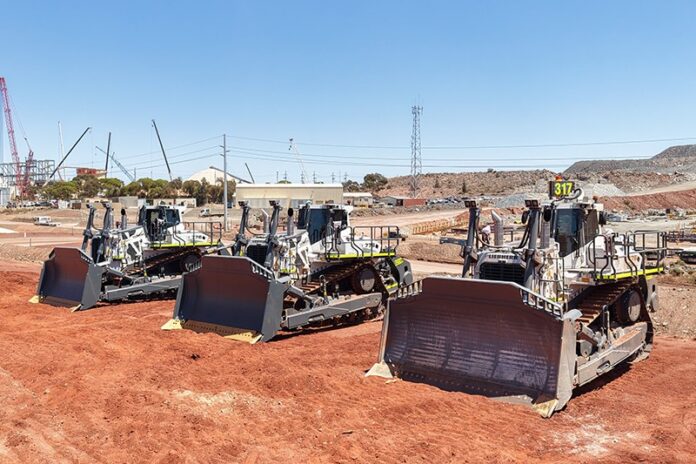 Super Pit sees arrival of new Liebherr fleet